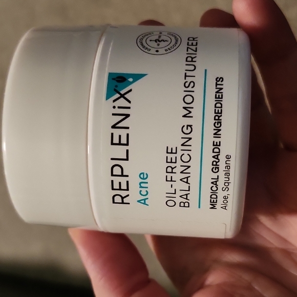 replenix | Skincare | Replenix Oil Free Balancing Acne Moisturizer New ...